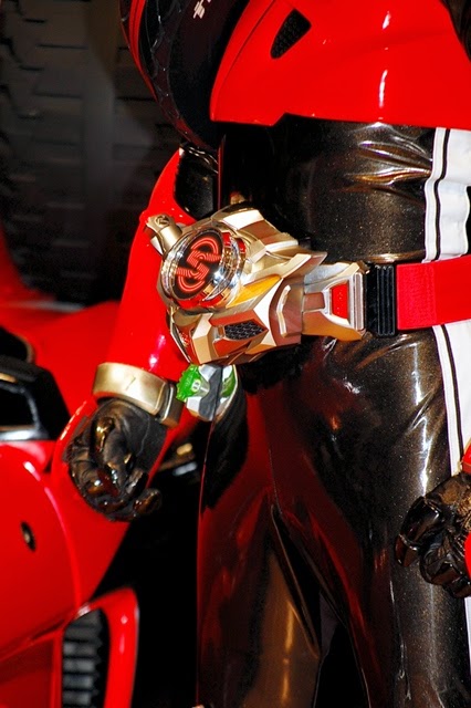 Kamen Rider Drive Press Conference Pics Featuring Drive's Suit And ...