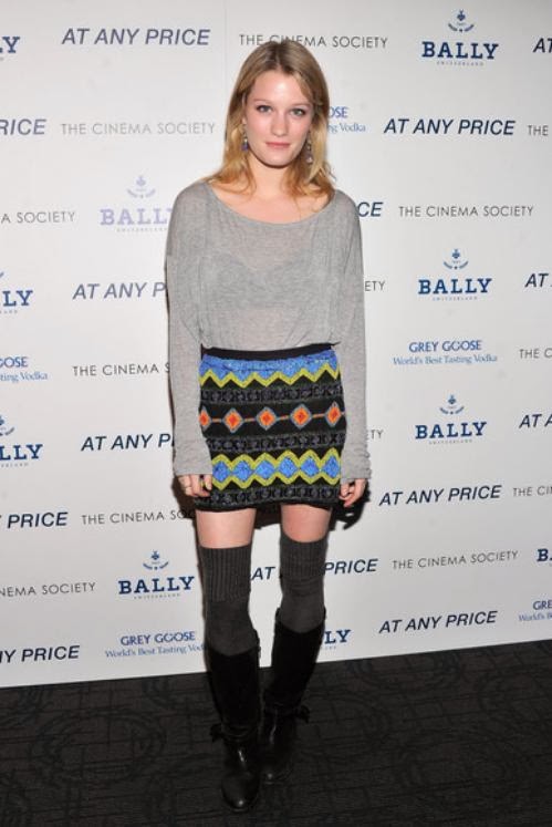 American actress and model Ashley Hinshaw photo album | Hot Celebrity