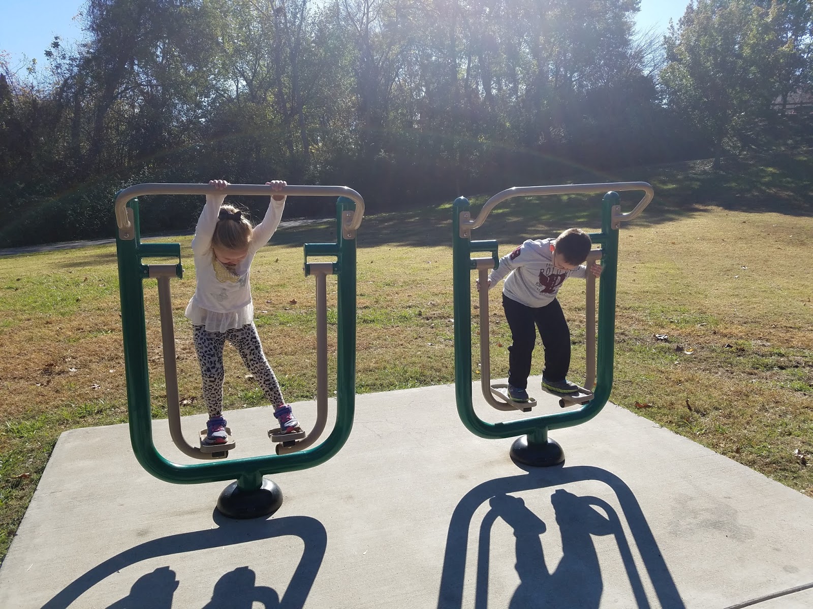 Play St. Louis: Oak Tree Park, Brentwood