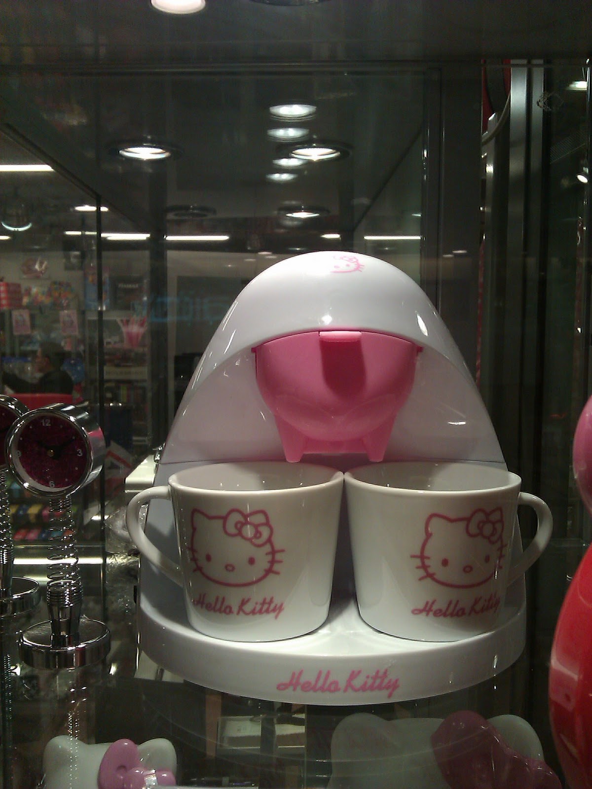 Banco Foglio e Penna: Hello Kitty Coffe Maker TCM2001: macchinetta per ...