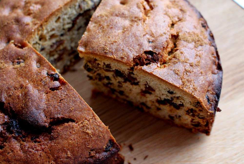 The Local Larder: Cut and Come Again Cake