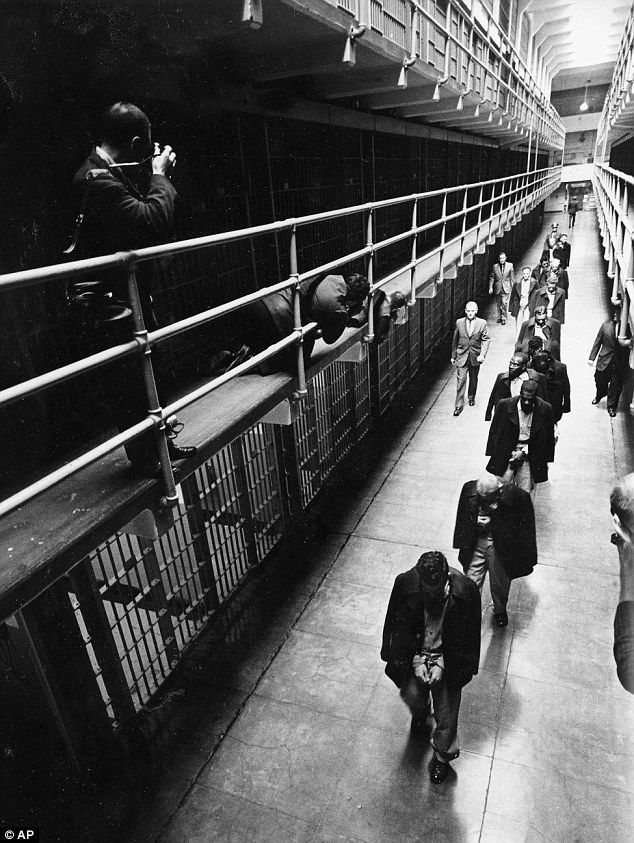RETRO KIMMER'S BLOG: ALCATRAZ PRISON OPENED AUG 11, 1934