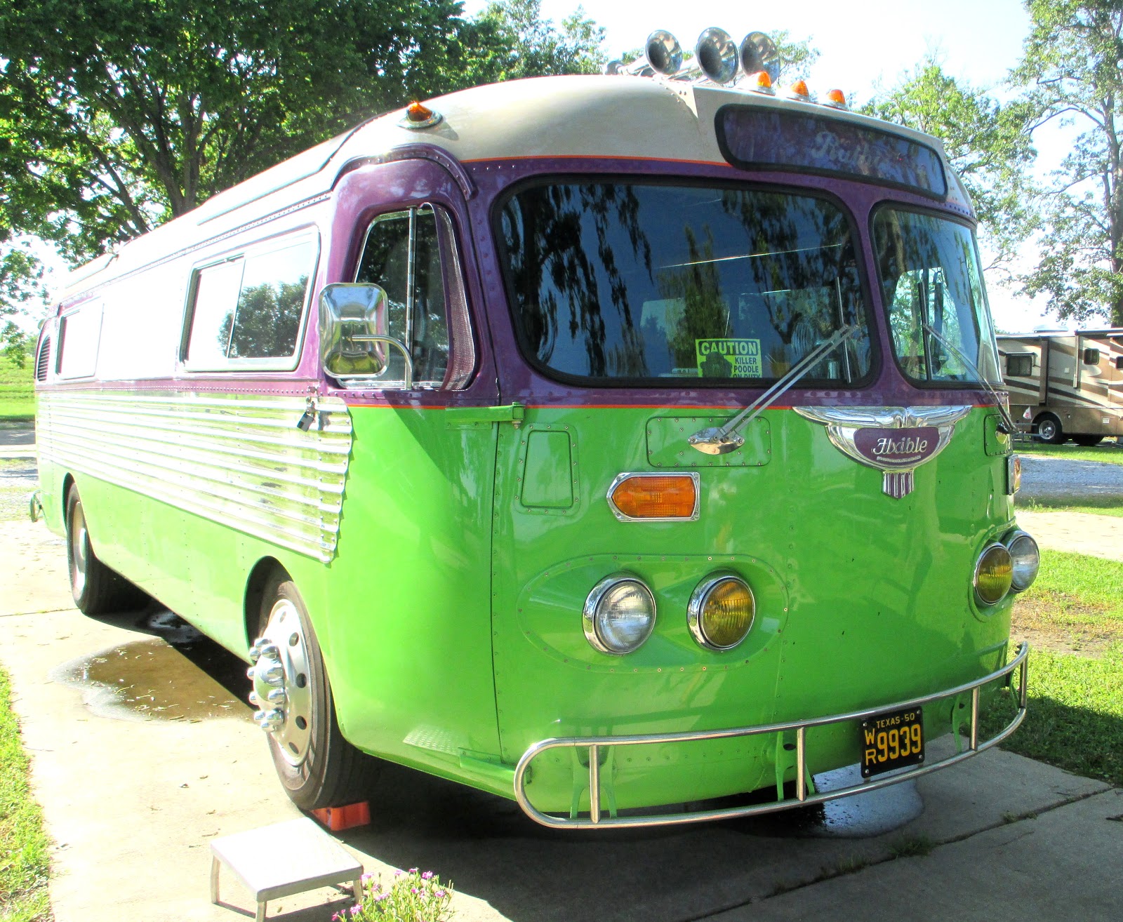 Phannie and Mae: A Flxible Experience