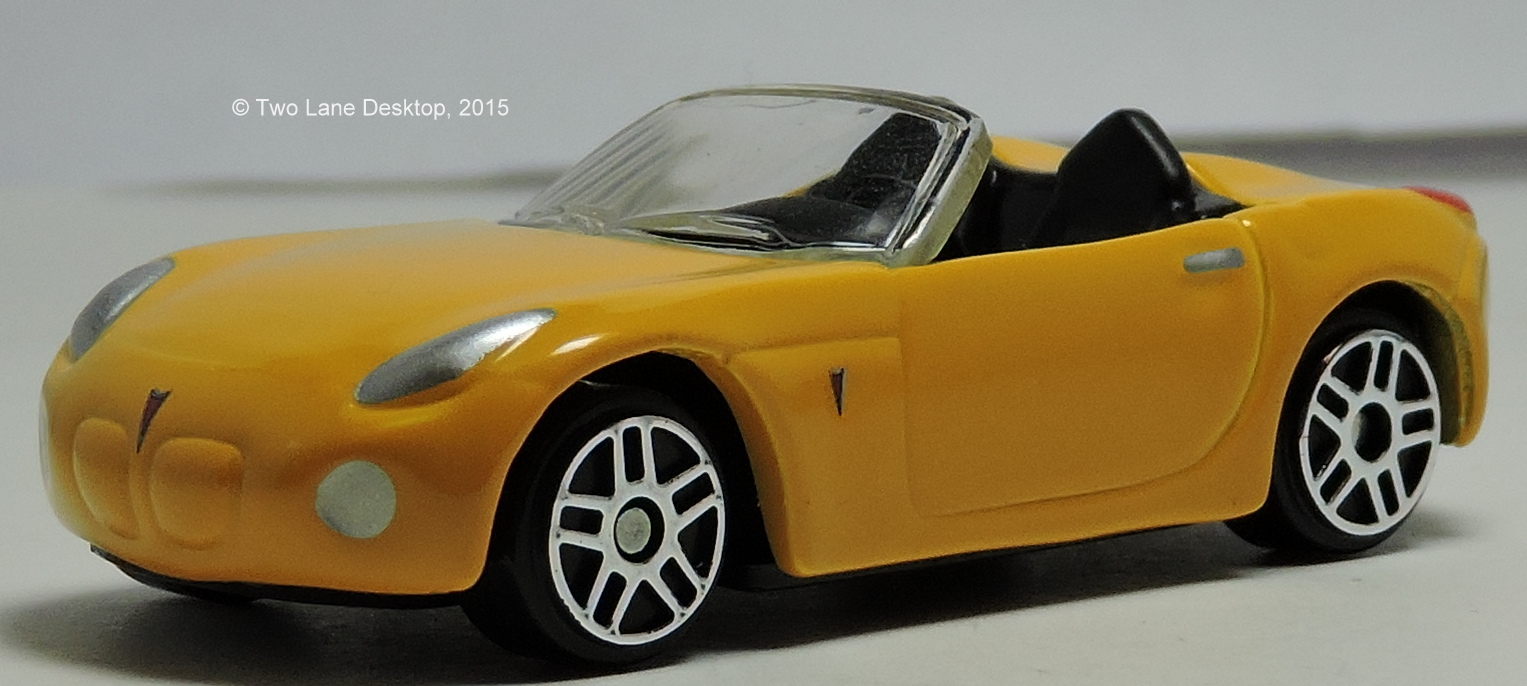 Two Lane Desktop: Maisto and Matchbox Pontiac Solstice coupe and ...