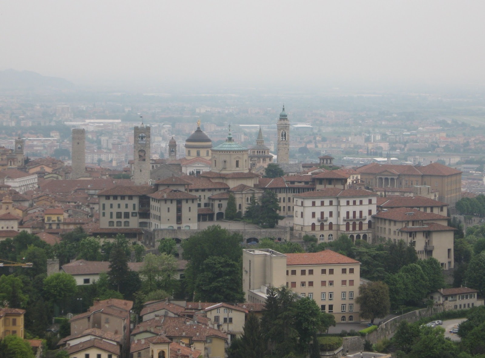 Castle keeps watch over countryside round Bergamo |Best of Bergamo