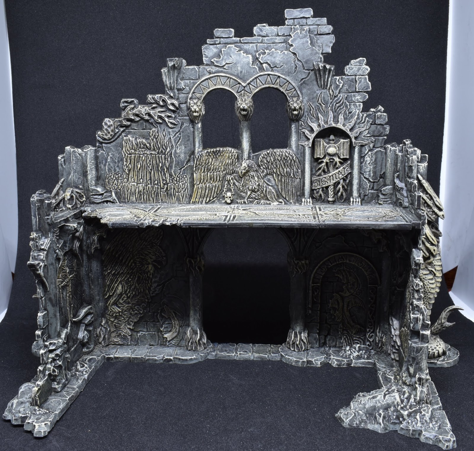 Jarek's Miniatures and Board Games: Warhammer Scenery - Ophidian ...