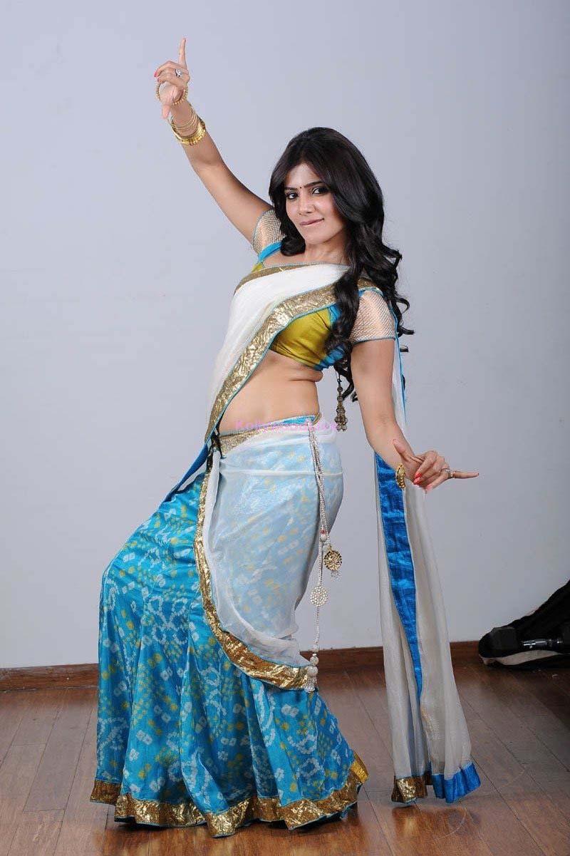 Samantha Hot Hip Show In Saree Kollywoodlive