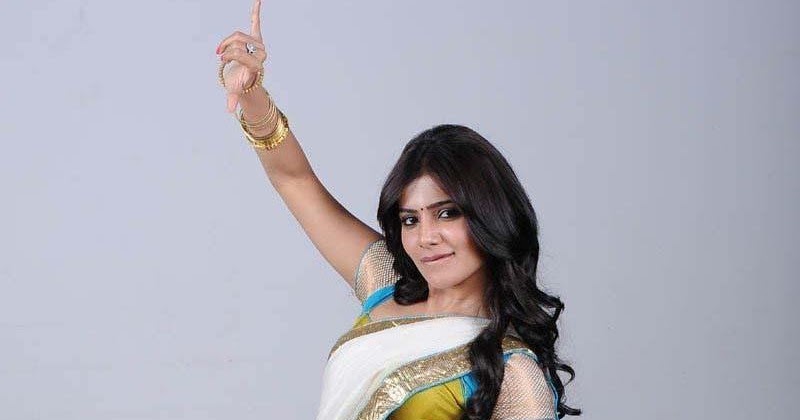 Samantha Hot Hip Show In Saree Kollywoodlive