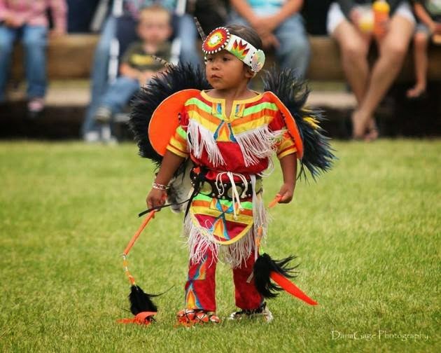 White Wolf : 16 of the Cutest Kids in Pow Wow Regalia (Photos)