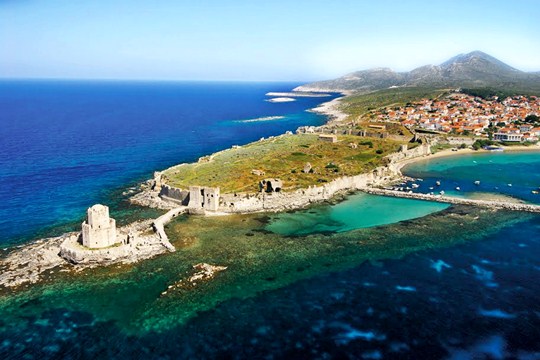 ΨΗΓΜΑΤΑ ΑΠΟ ΤΗΝ ΕΛΛΗΝΙΚΗ ΙΣΤΟΡΙΑ: ΚΑΣΤΡΟ ΜΕΘΩΝΗΣ