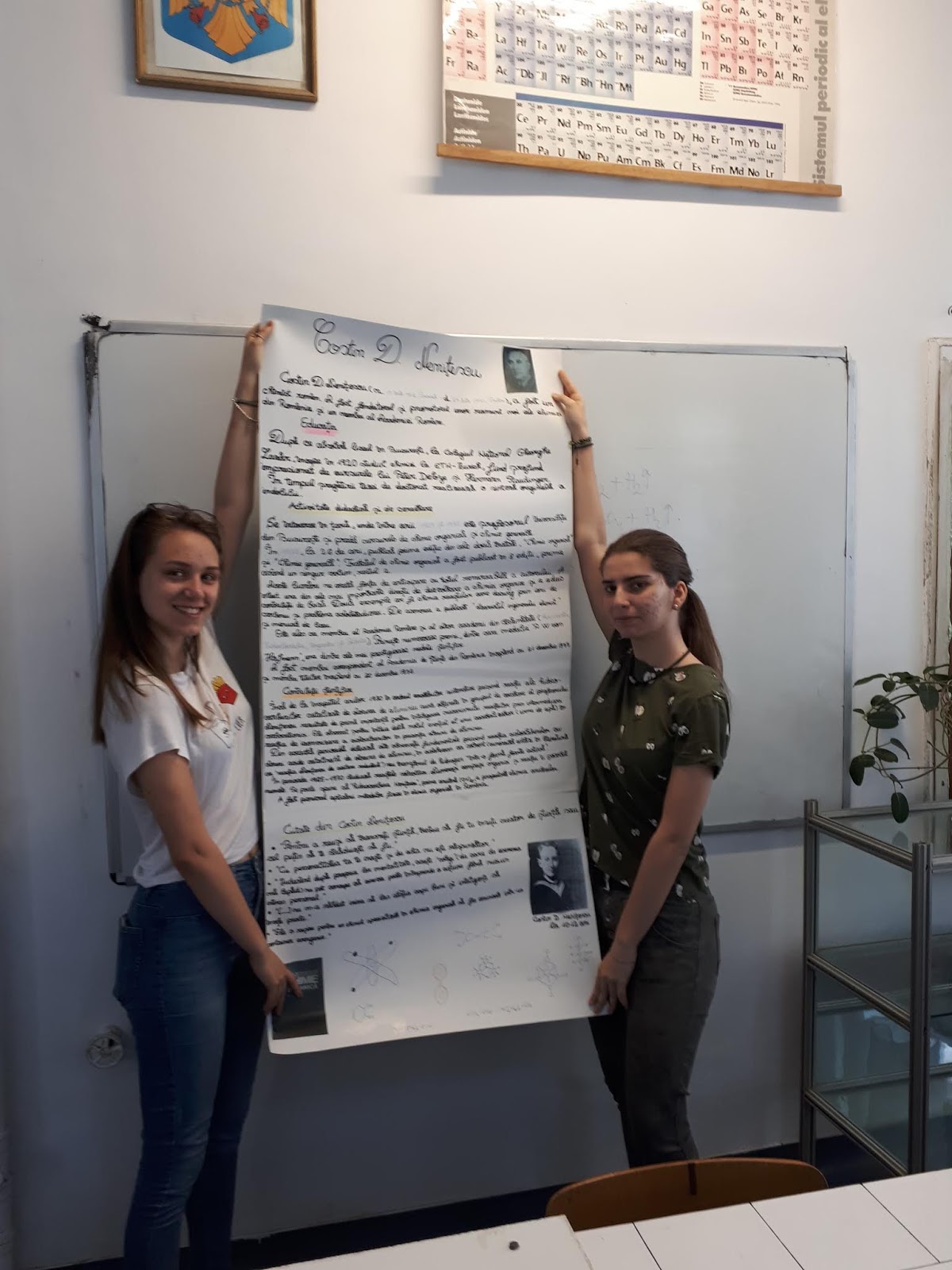 Ne jucăm, ne distrăm şi ... chimie învăţăm! Ediţia a VII-a: CHIMISTI ...