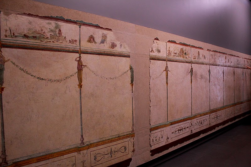 A Daily Dose of Rome: Ancient Rome: Where they Lived: Villa, Domus, Insula