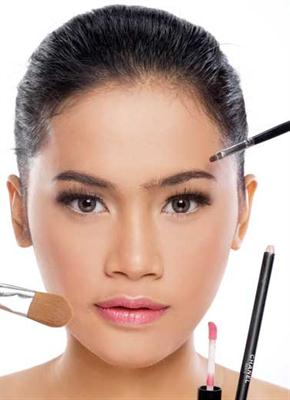 Cara Make Up Minimalis Sendiri