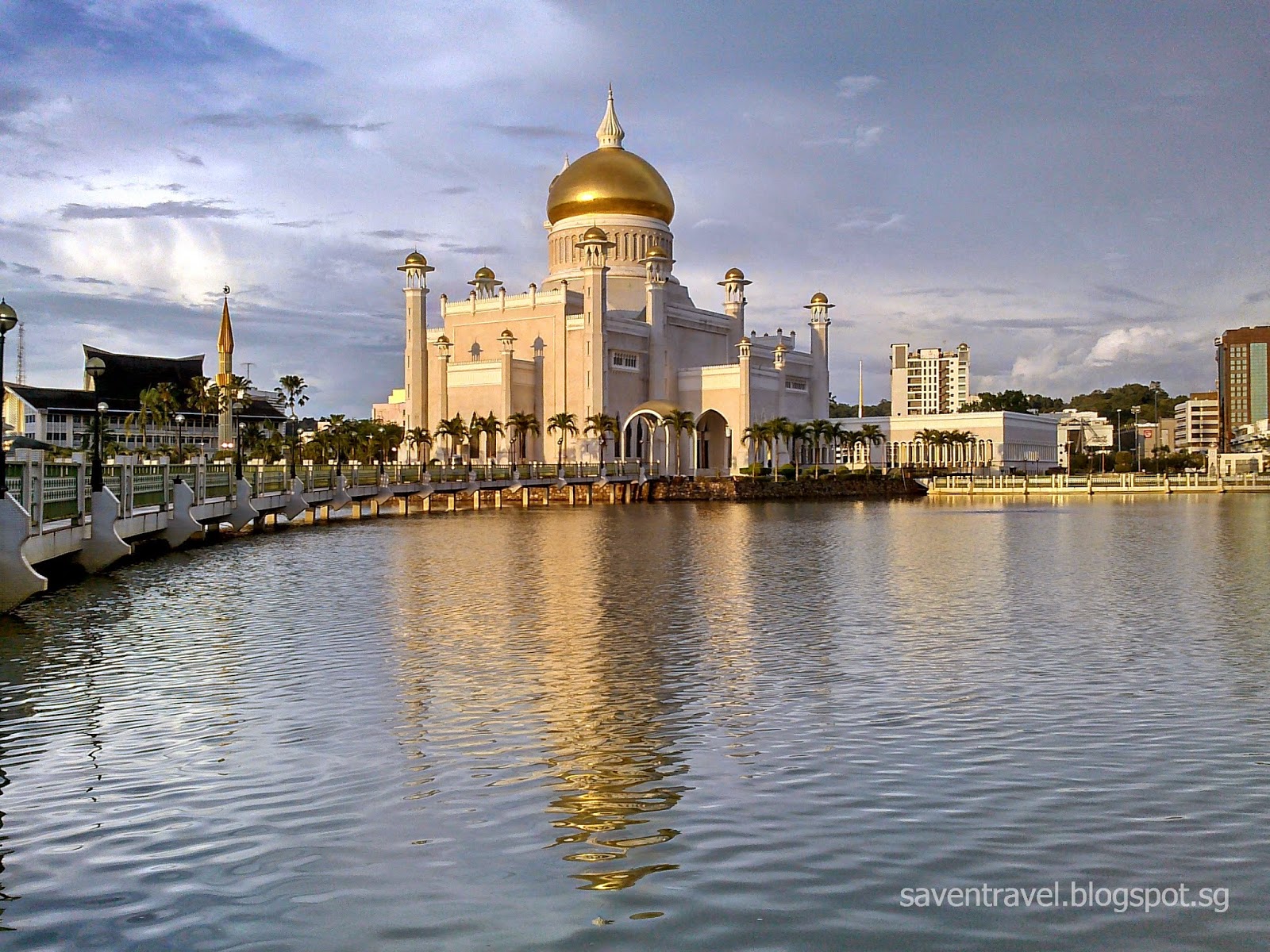 Save & Travel: Brunei, A Kingdom of Unexpected Treasure Day 1