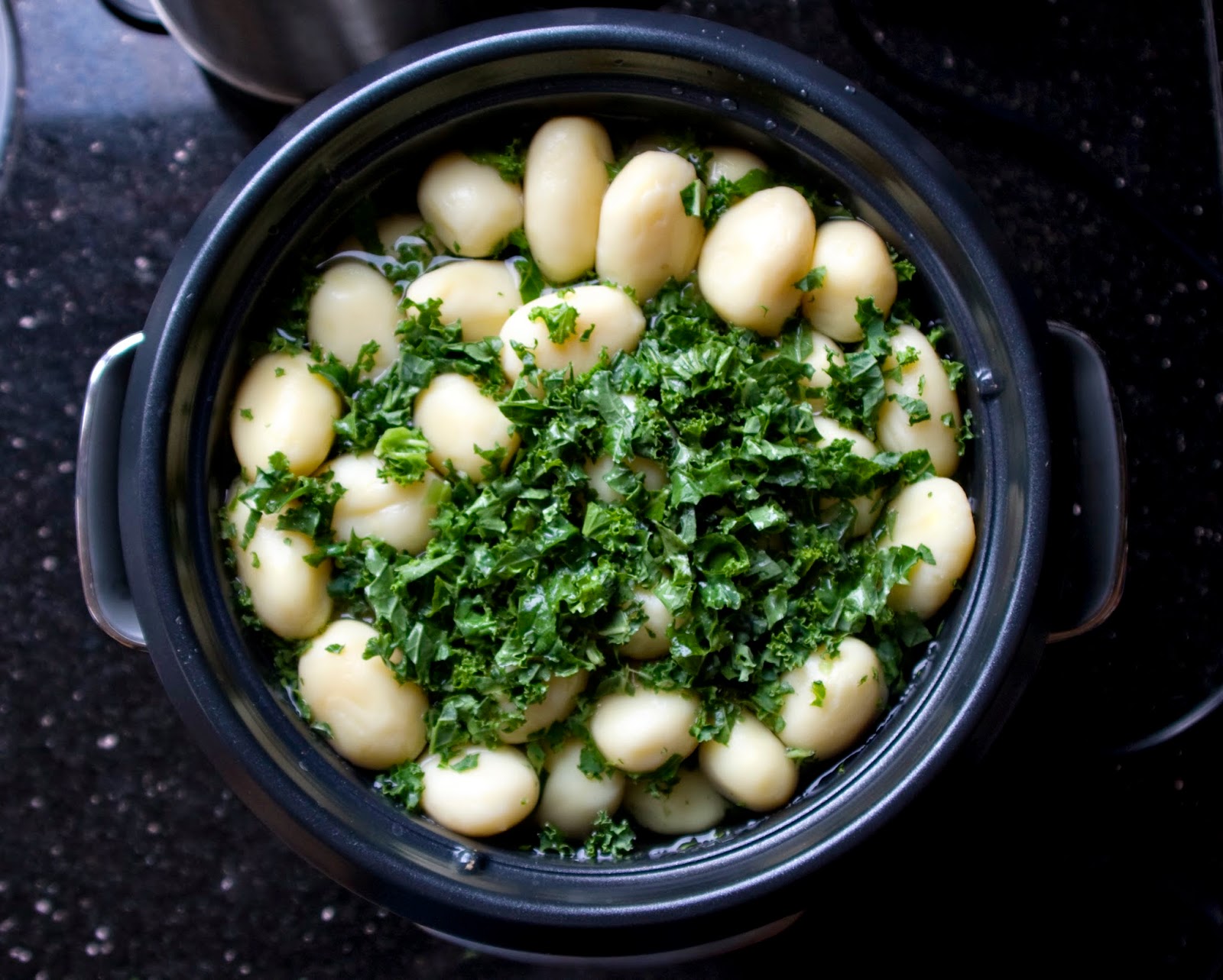 Away We Go Nederlands: An Autumn Recipe - Boerenkool Stamppot