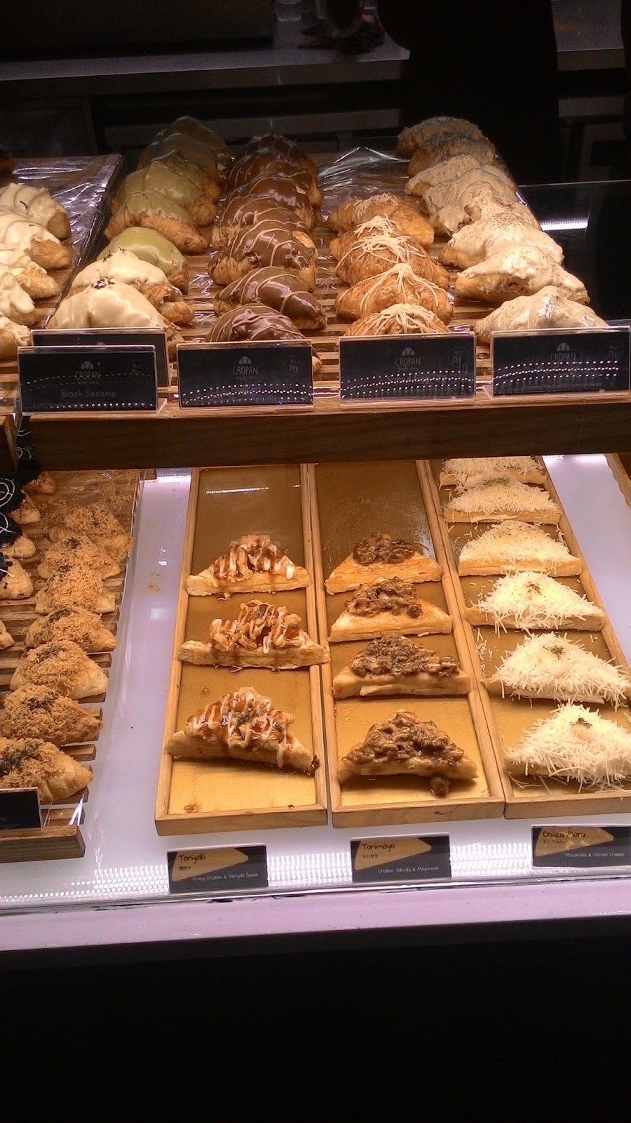 Pengalaman makan dan harga makanan di Roppan