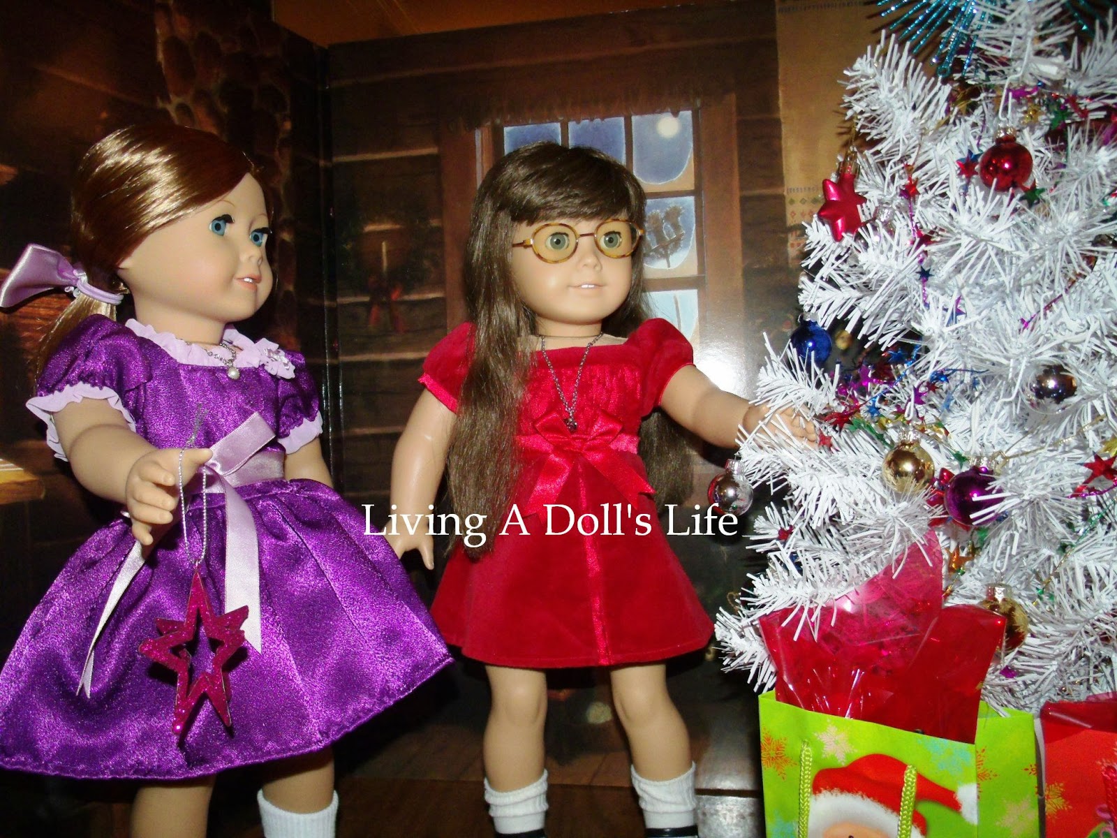 Living A Doll's Life : Our Dolliday Tree