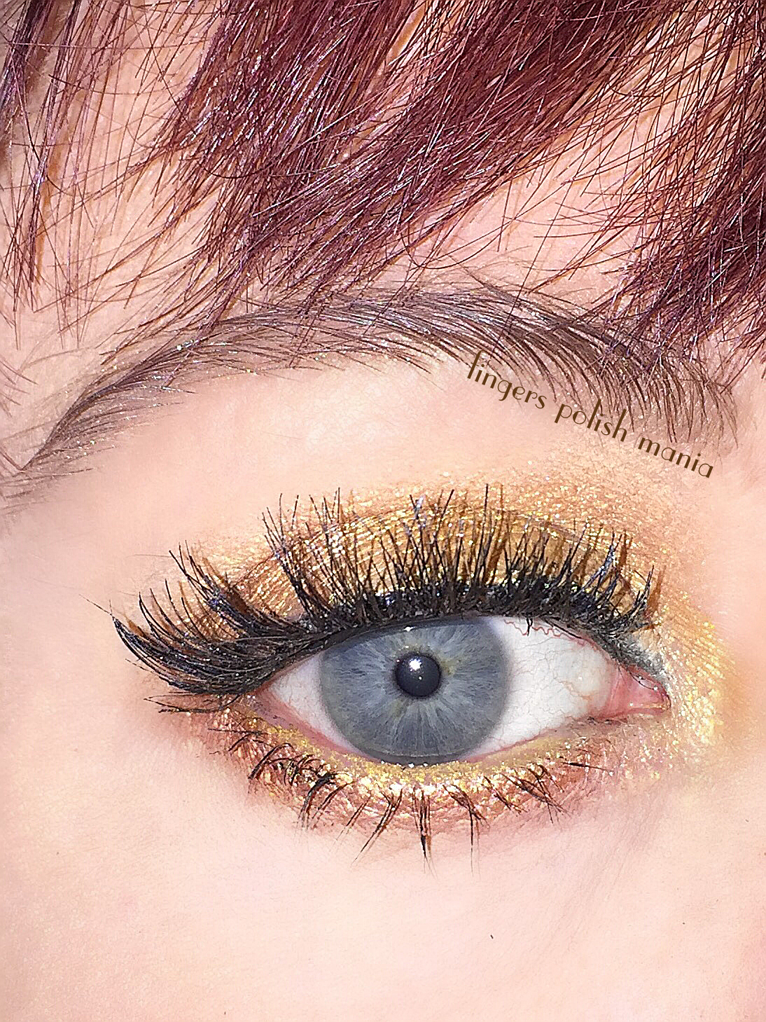 fingers polish mania: A Yellow Gold Eye