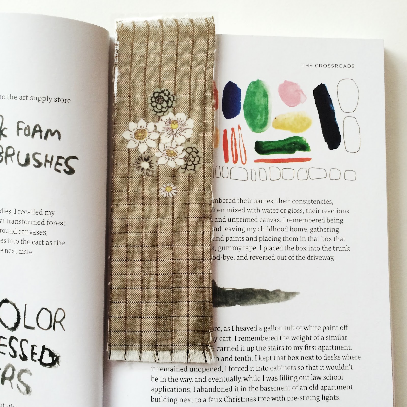 fabric bookmark tutorial / CHARM ABOUT YOU
