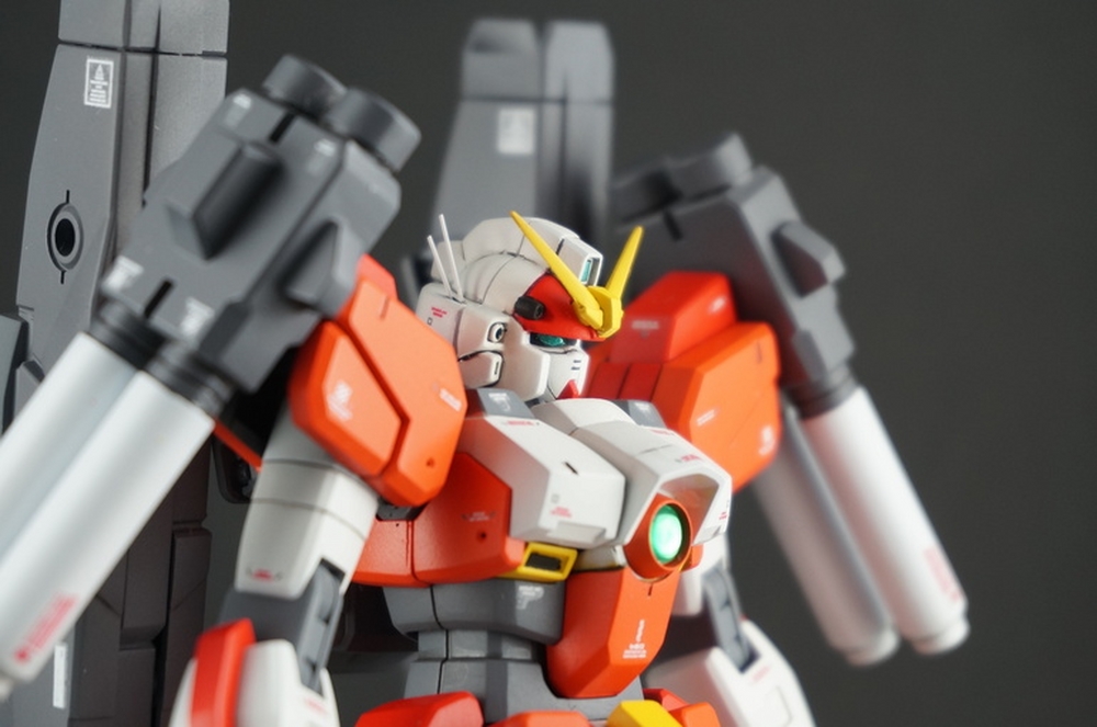 Custom Build: HGBF 1/144 Leopard Gundam Da Vinci "Hebiamuz"