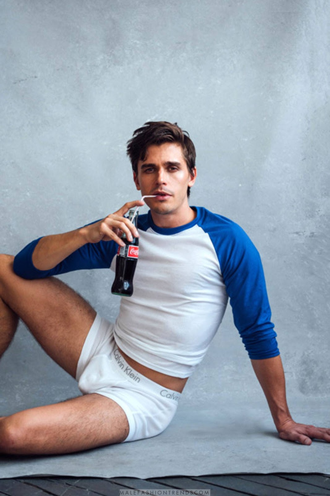 Antoni Porowski para Gay Times Magazine por Taylor Miller