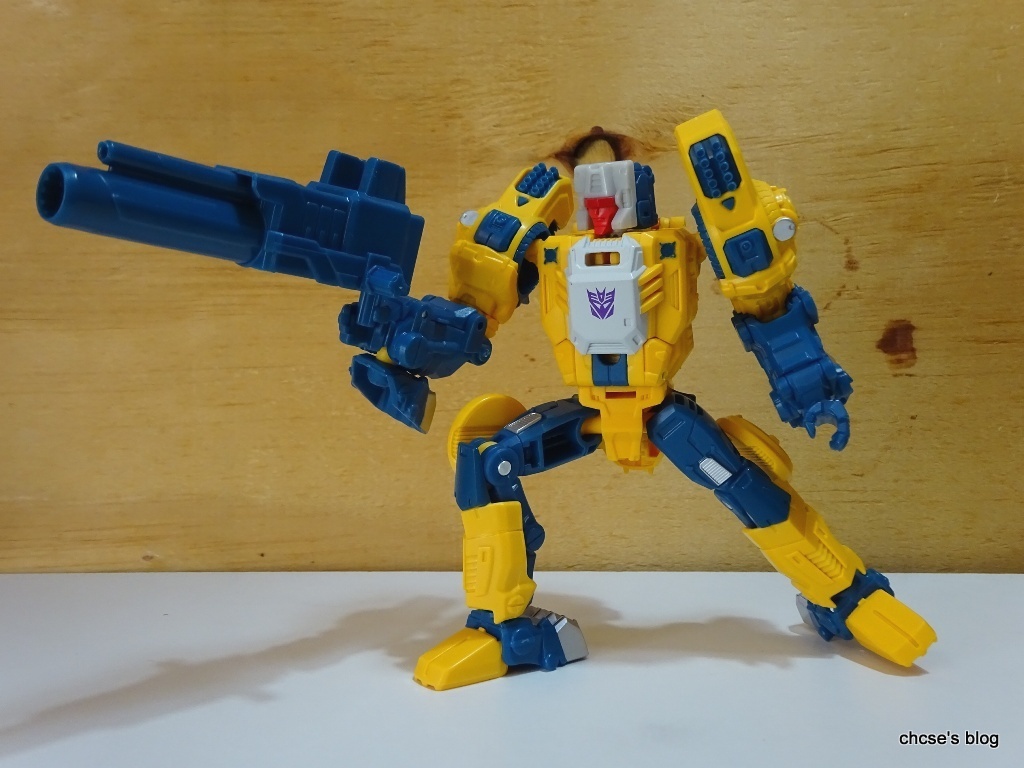 ChCse's blog: Toy Review: Transformers Legends LG-30 Weirdwolf