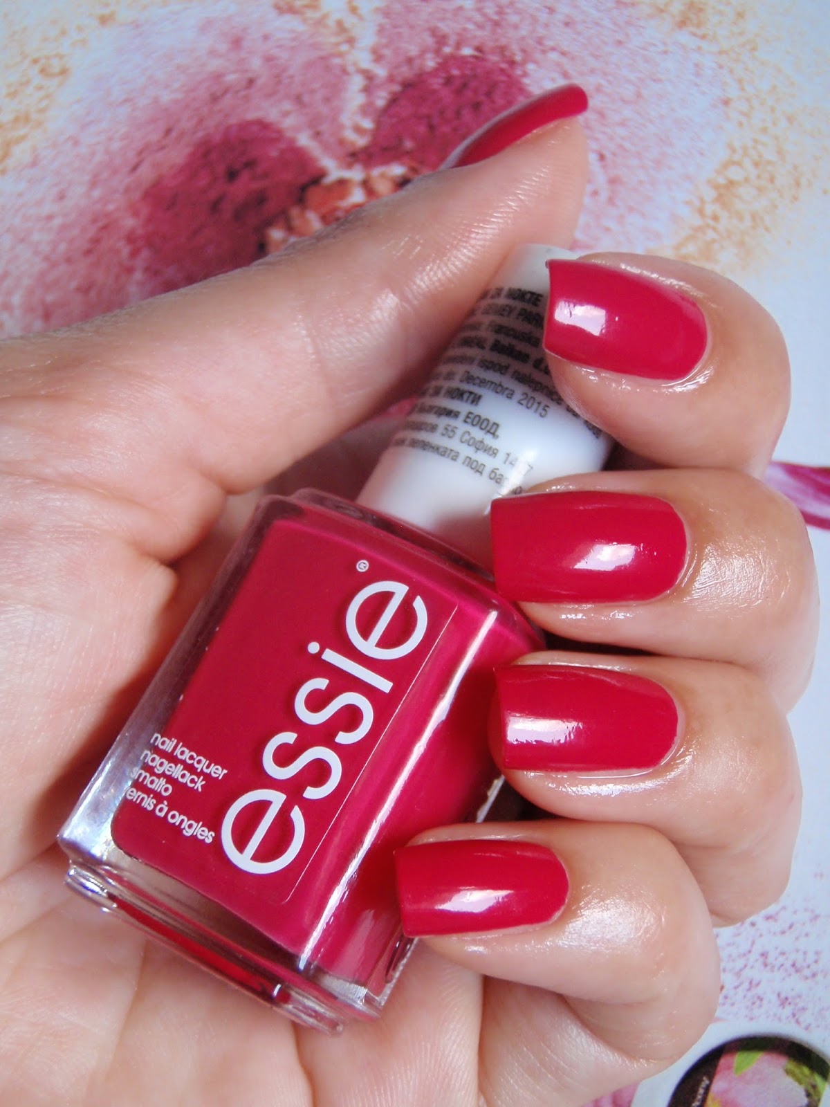 HeadInTheClouds: ESSIE WATERMELON