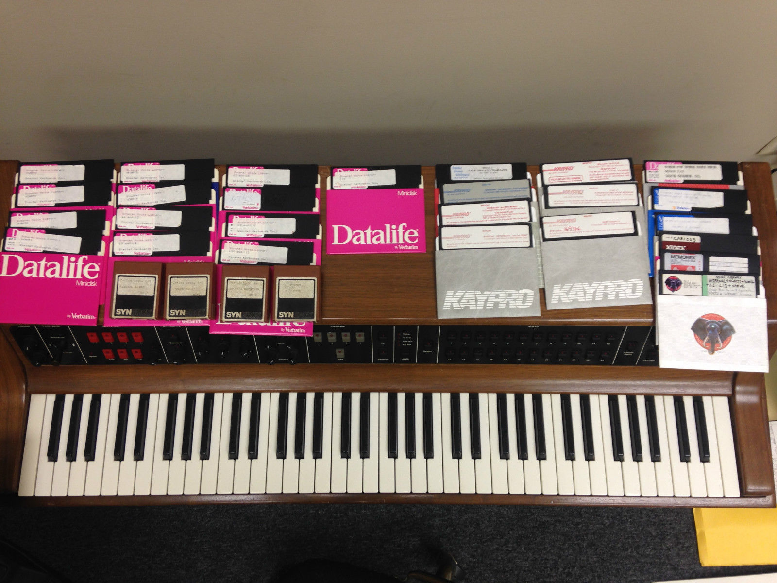 MATRIXSYNTH: DK Synergy Digital Keyboards Synthesizer with Kaypro 2X ...