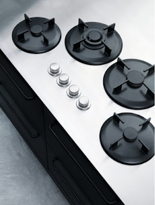 Interior Design Ideas: Elegant and Powerful Kitchen Set from VIPP