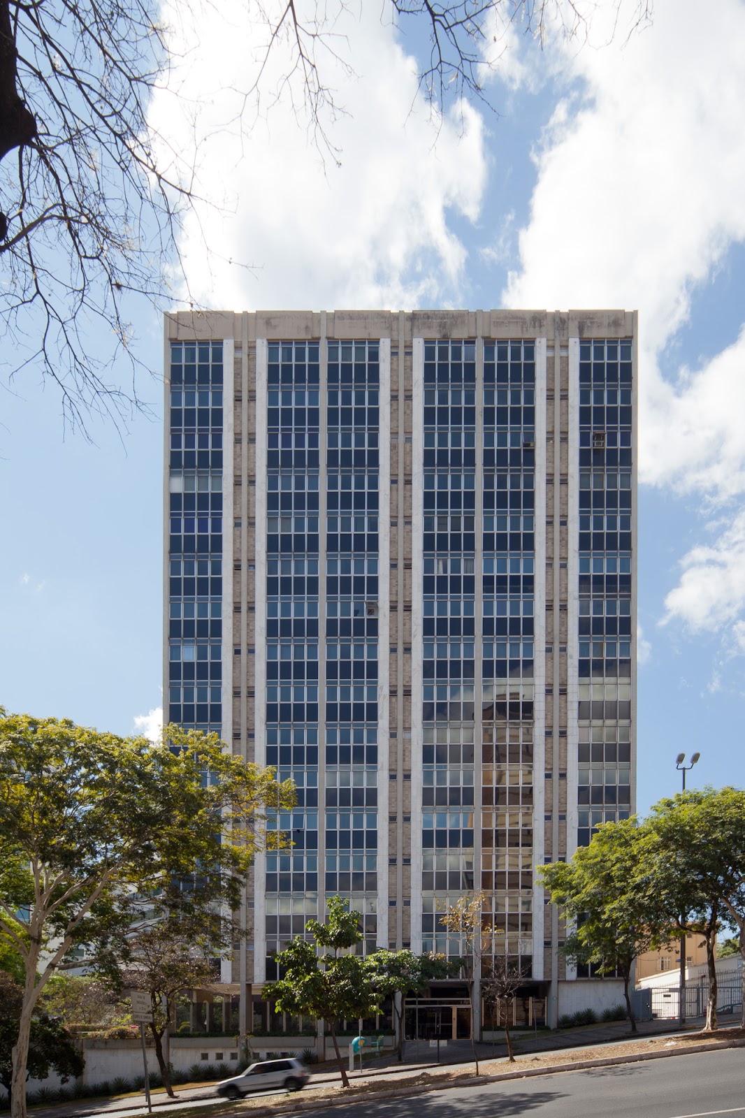 ARQBH: EDIFÍCIO WORK CENTER