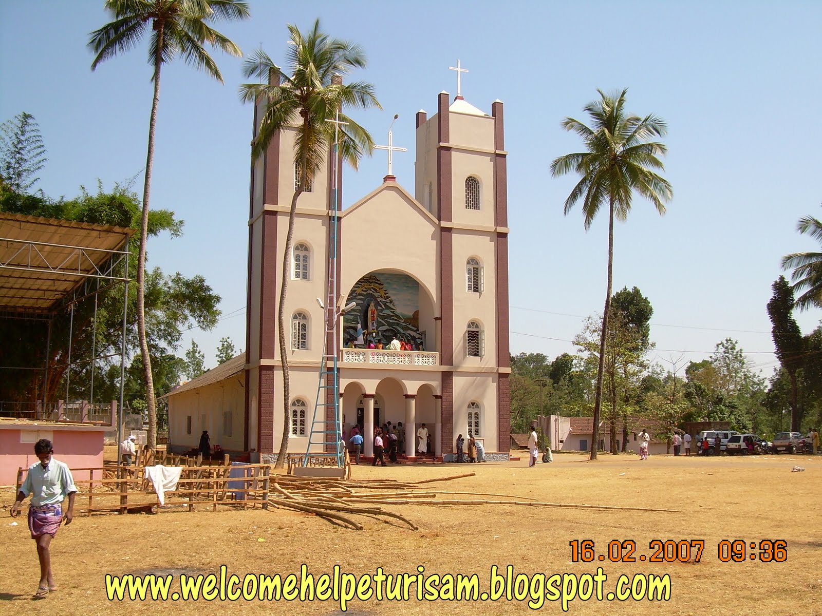 WELCOME HELP TOURISM: HISTORY>>mosque,temple,charch.....