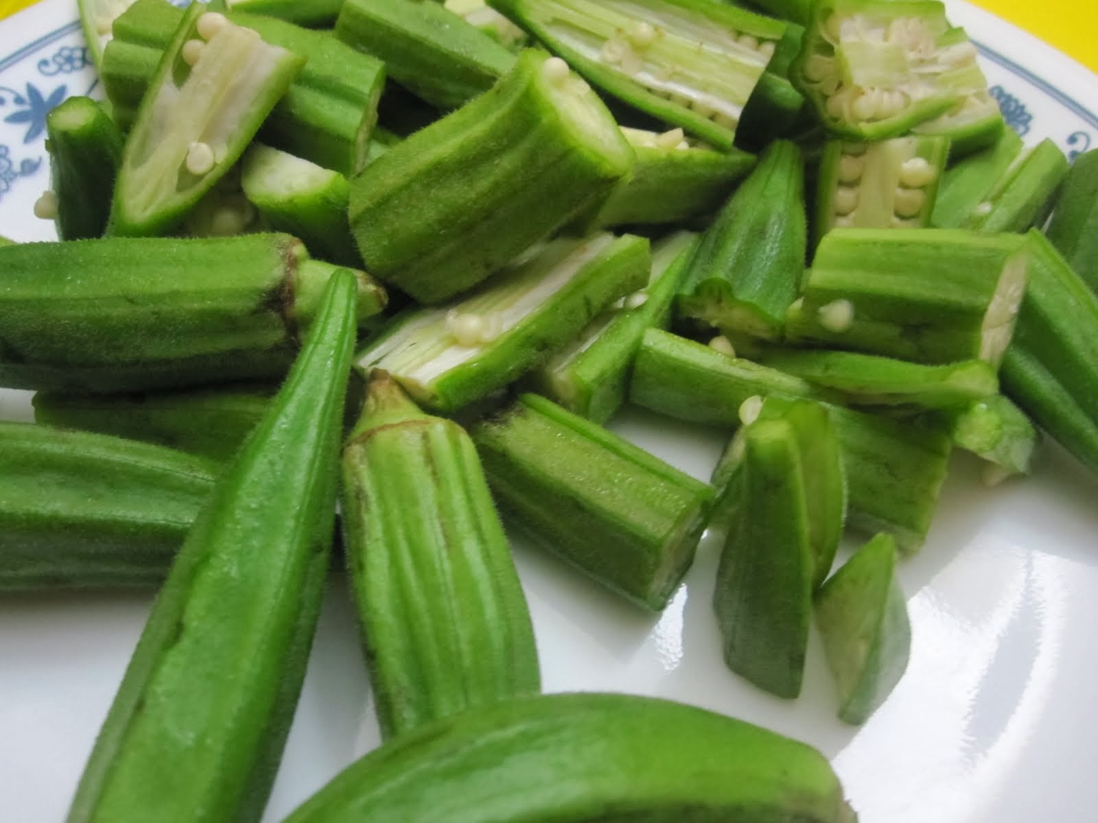Maturity Signs and Harvesting of Bhendi and Pea - AgriHunt - A Hunt for ...