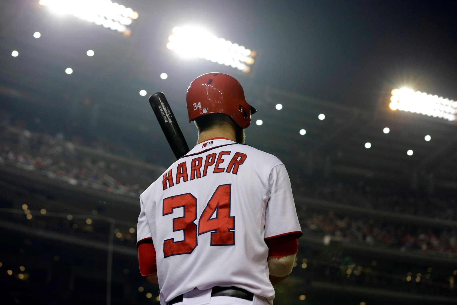 Bleeding Yankee Blue: "BRYCE HARPER LOOKS LIKE A FUTURE YANKEE FROM HERE"