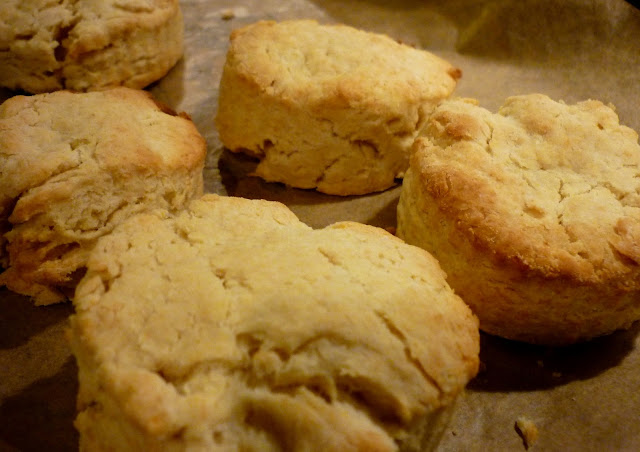My sugar coated life...: Easy American Biscuits