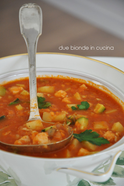 Due bionde in cucina: "Chowder" di merluzzo e pomodoro