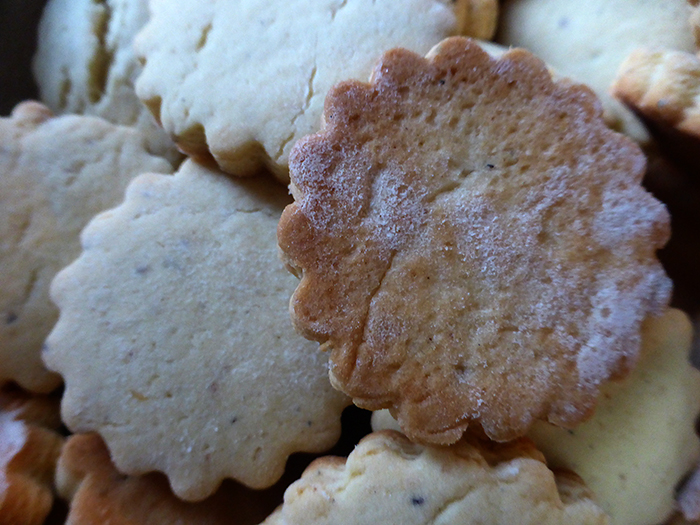 AAA ACCADEMIA AFFAMATI AFFANNATI: Karamonk scraps, biscotti al ...