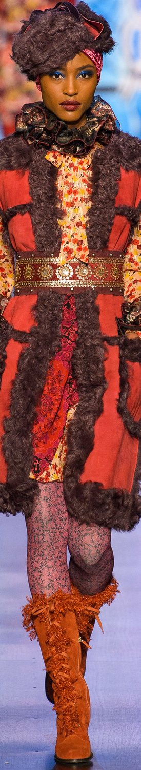 LOOKandLOVEwithLOLO: Fall/Winter 2017 RTW featuring Highlights from ...