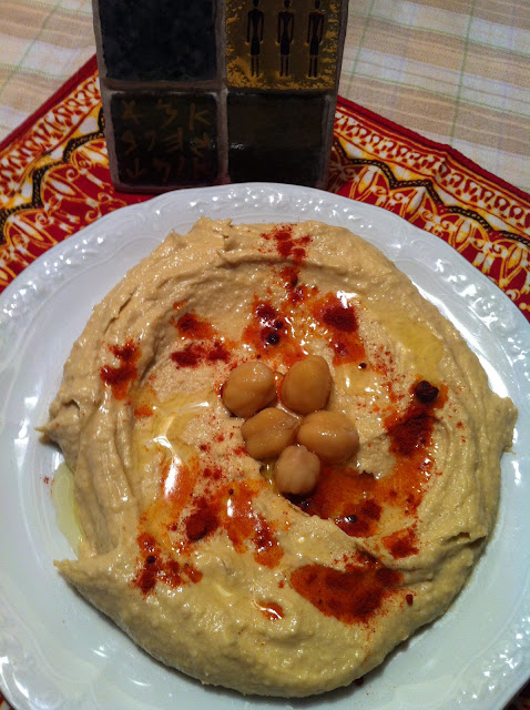 INUKARES: HUMMUS حمّص - LÍBANO لبنان