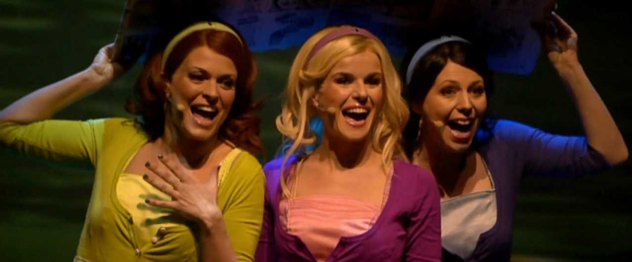 Karen Damen: K3 en Karen Damen overtreffen zichzelf met extra show en ...