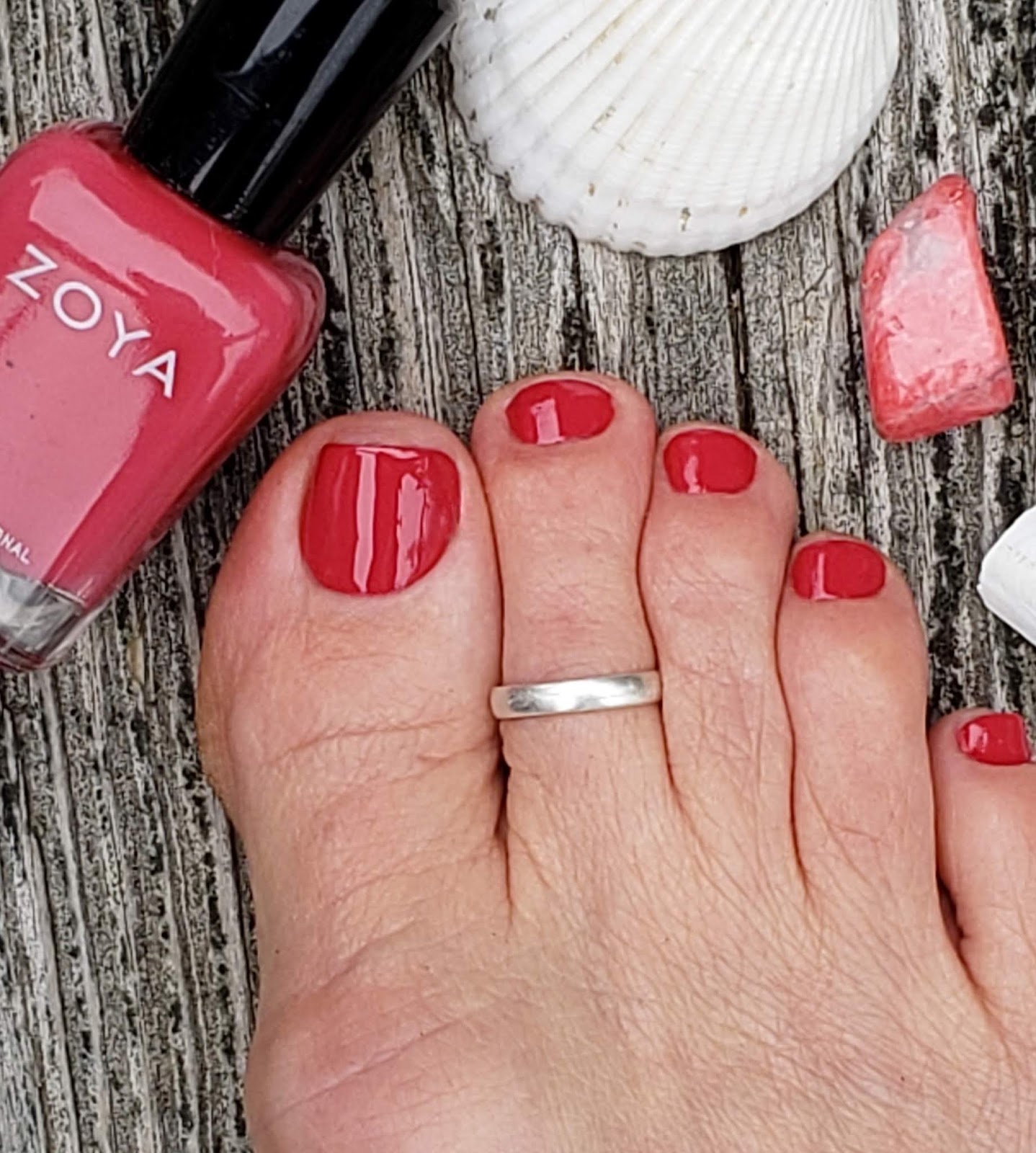 Summer Nail Polish Colors: The Zoya Barefoot Collection Summer 2019 ...