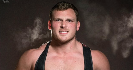 Beefcakes of Wrestling: He's Got The Luke