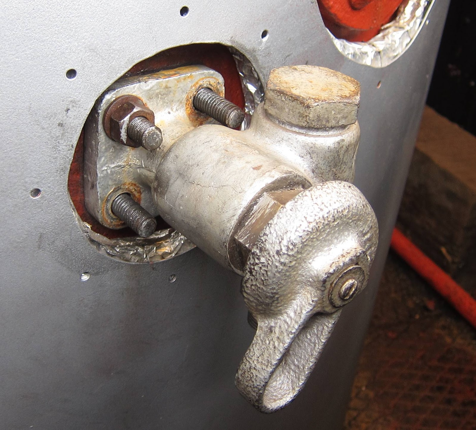 Sentinel Steam Loco 7109: Boiler Fittings (3)