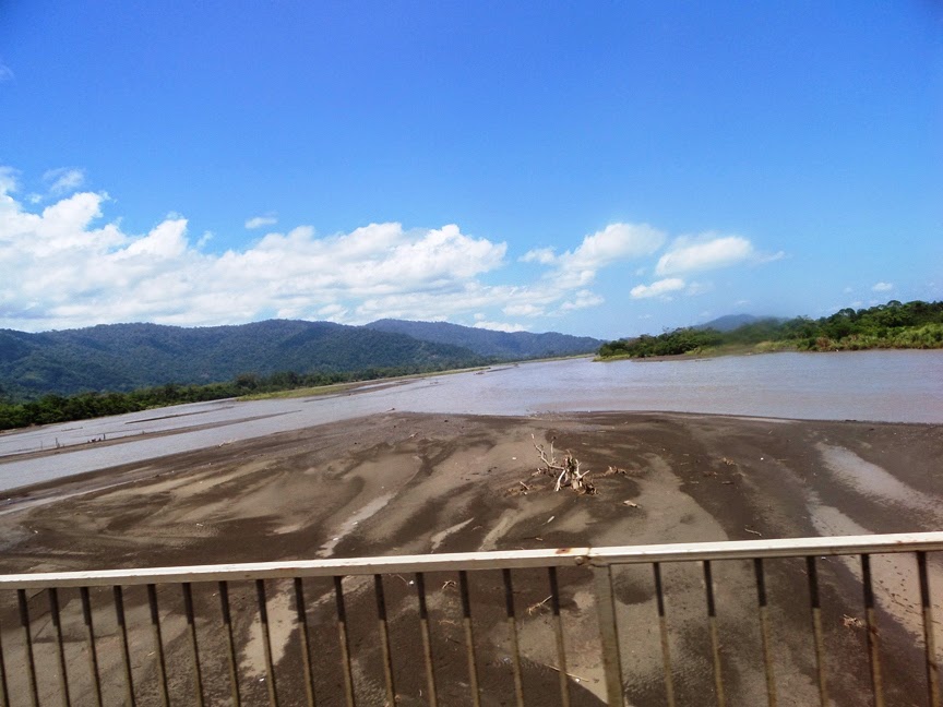Malum Nalu: Morobe feelings: Markham River Bridge