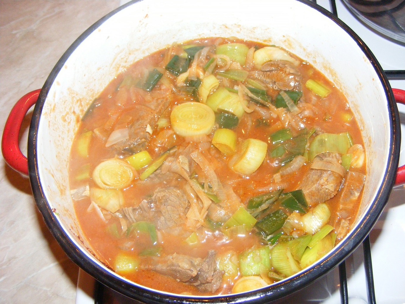 Limba de manzat cu praz si masline | Preparatedevis.ro