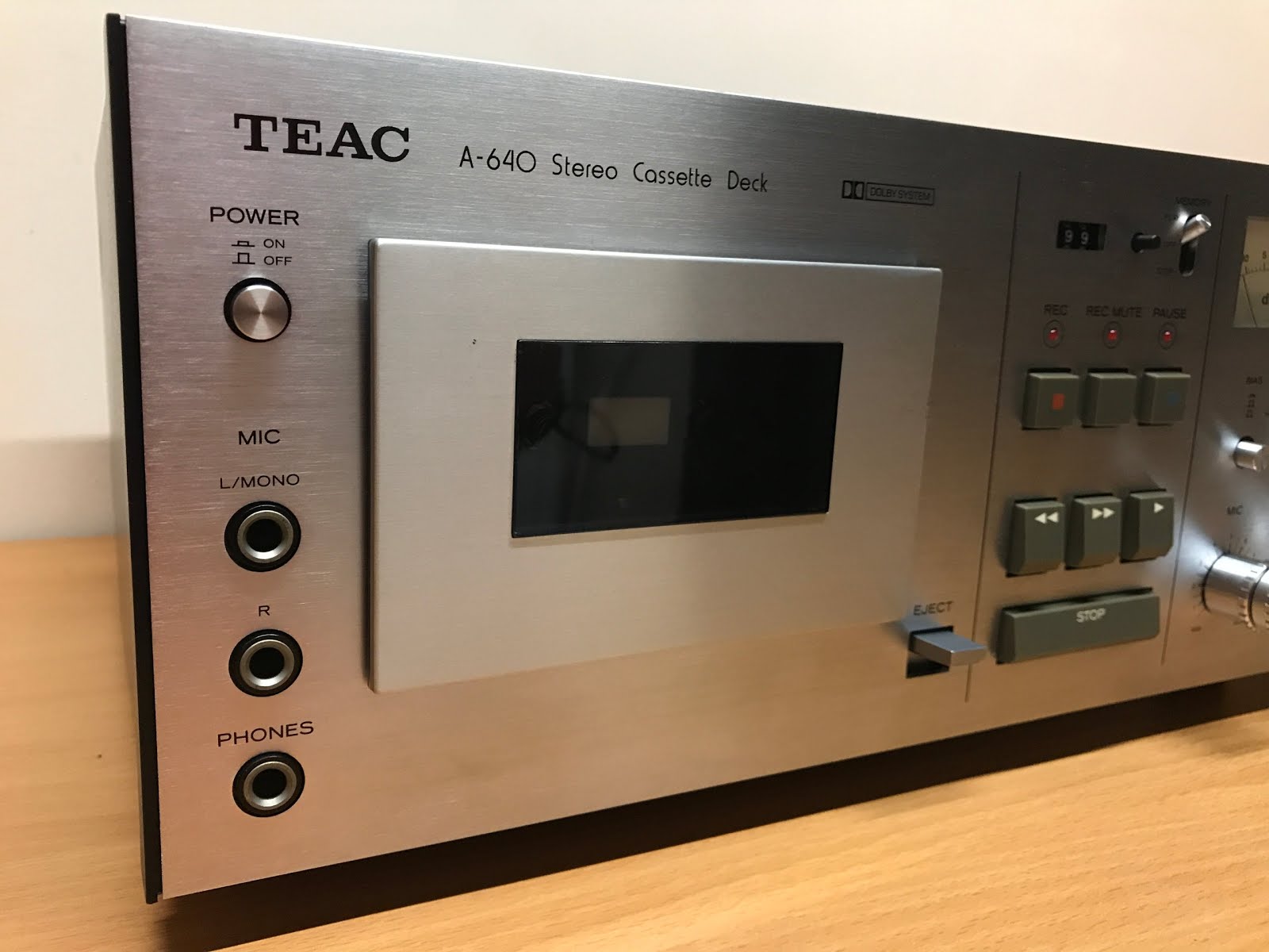 TEAC A-640 - Stereo Cassette Deck | AudioBaza