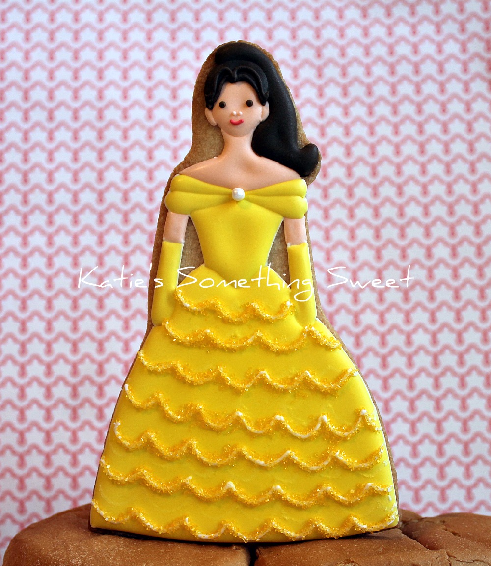 {Katie's Something Sweet}: Princess Belle Cake Topper Cookie - Beach ...