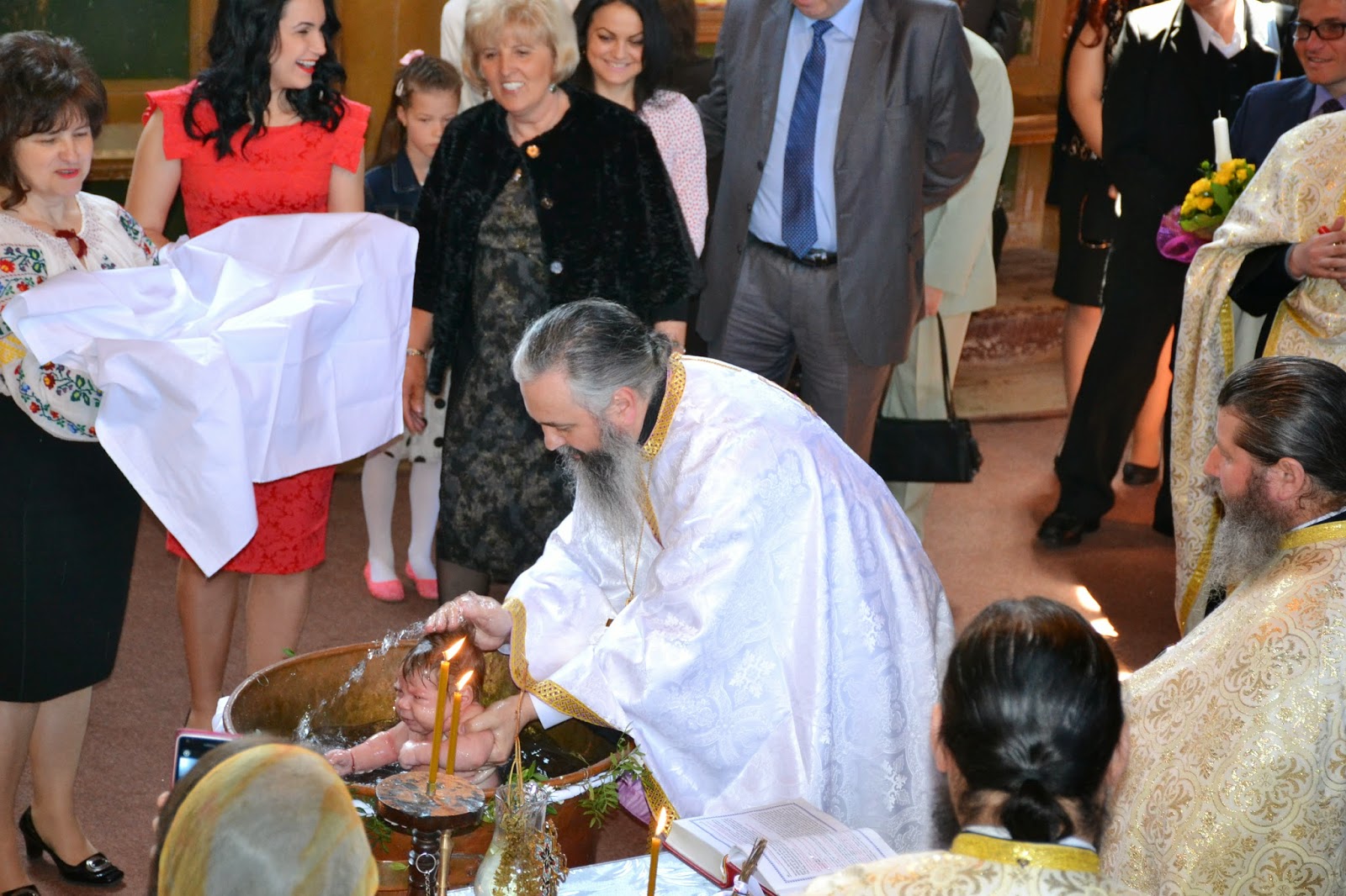 Botezul pruncilor David-Ciprian si Stefan-Ioan, Manastirea Nicula – Dar!