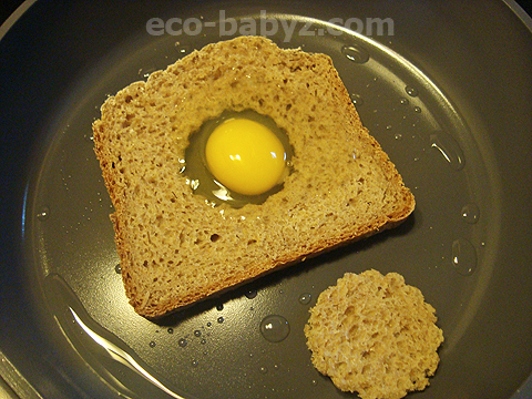 Eco-Babyz: Bird-in-a-Nest Breakfast Recipe