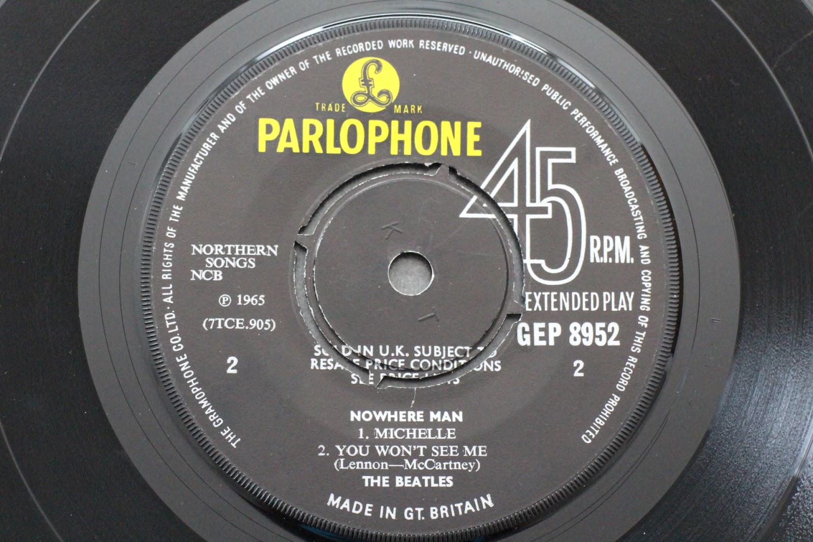 The Beatles-levyhylly: Nowhere Man -EP (UK 2nd pressing) SOLID CENTRE