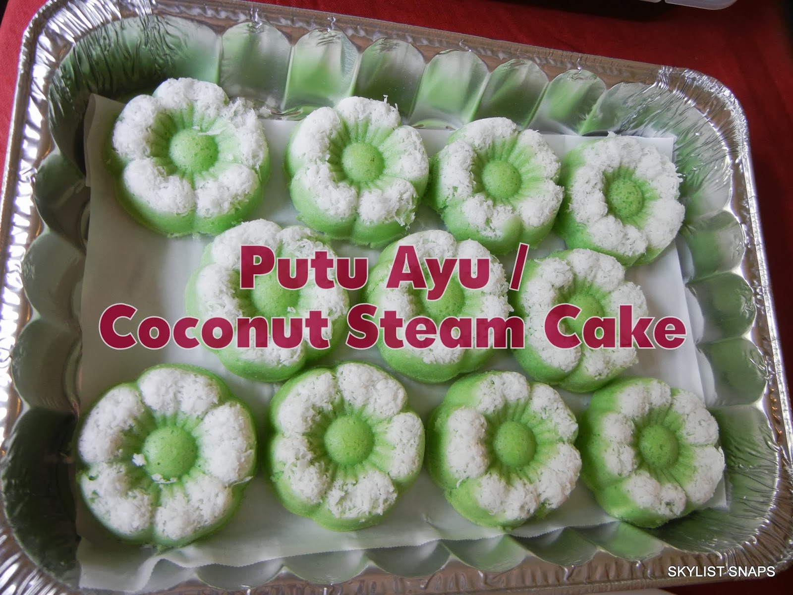 Coconut Steam Cake / Putu Ayu